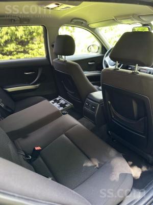 Grey BMW 330 2006 in Talsi, with an engine capacity of 3.00 L and mileage of 304 thousand km for 4770 €, photo 15 on AUTOMOTO.COM.LV