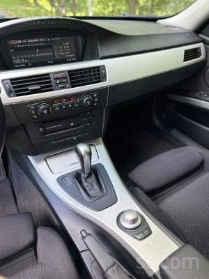 Grey BMW 330 2006 in Talsi, with an engine capacity of 3.00 L and mileage of 304 thousand km for 4770 €, photo 25 on AUTOMOTO.COM.LV