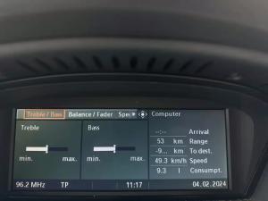 Grey BMW 330 2006 in Riga, with an engine capacity of 3.00 L and mileage of 327 thousand km for 4990 €, photo 21 on AUTOMOTO.COM.LV