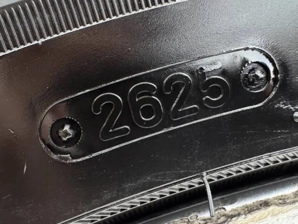 Pelēks BMW 330 2006 Rīga, ar dzinēja tilpumu 3.00 L un nobraukumu 403 tūkst. km par 5990 €, foto 34 vietnē AUTOMOTO.COM.LV
