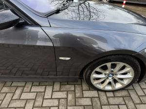 Pelēks BMW 330 2006 Rīga, ar dzinēja tilpumu 3.00 L un nobraukumu 350 tūkst. km par 3990 €, foto 11 vietnē AUTOMOTO.COM.LV