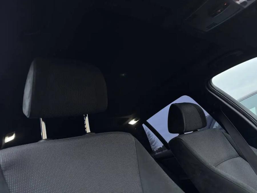 Pelēks BMW 330 2006 Rīga, ar dzinēja tilpumu 3.00 L un nobraukumu 350 tūkst. km par 3990 €, foto 19 vietnē AUTOMOTO.COM.LV