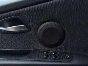 Pelēks BMW 330 2006 Rīga, ar dzinēja tilpumu 3.00 L un nobraukumu 350 tūkst. km par 3990 €, foto 22 vietnē AUTOMOTO.COM.LV