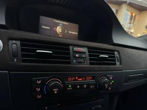 Pelēks BMW 330 2006 Rīga, ar dzinēja tilpumu 3.00 L un nobraukumu 350 tūkst. km par 3990 €, foto 24 vietnē AUTOMOTO.COM.LV