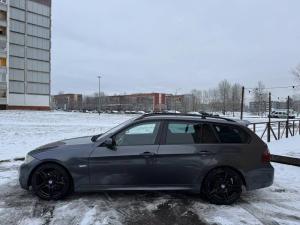 Pelēks BMW 330 2006 Rīga, ar dzinēja tilpumu 3.00 L un nobraukumu 343 tūkst. km par 5990 €, foto 4 vietnē AUTOMOTO.COM.LV