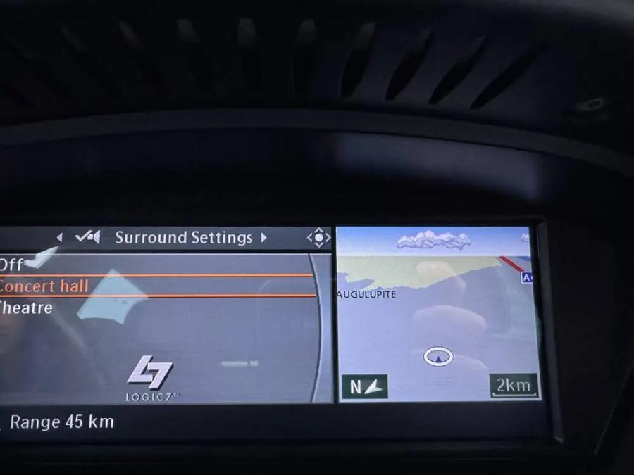 Pelēks BMW 330 2006 Rīga, ar dzinēja tilpumu 3.00 L un nobraukumu 343 tūkst. km par 5990 €, foto 22 vietnē AUTOMOTO.COM.LV
