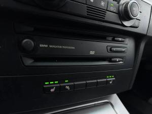 Pelēks BMW 330 2006 Rīga, ar dzinēja tilpumu 3.00 L un nobraukumu 343 tūkst. km par 5990 €, foto 26 vietnē AUTOMOTO.COM.LV