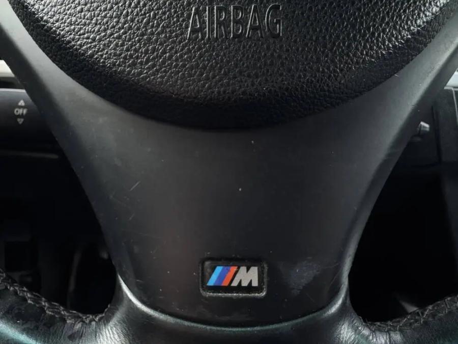 Pelēks BMW 330 2006 Rīga, ar dzinēja tilpumu 3.00 L un nobraukumu 343 tūkst. km par 5990 €, foto 31 vietnē AUTOMOTO.COM.LV