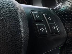 Pelēks BMW 330 2006 Rīga, ar dzinēja tilpumu 3.00 L un nobraukumu 343 tūkst. km par 5990 €, foto 32 vietnē AUTOMOTO.COM.LV