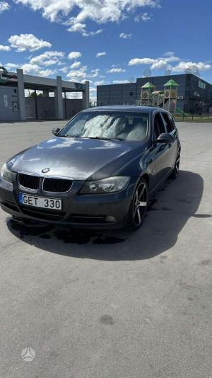 Pelēks BMW 330 2006 Pasvalys, ar dzinēja tilpumu 2.99 L un nobraukumu 410 tūkst. km par 2800 €, foto  vietnē AUTOMOTO.COM.LV