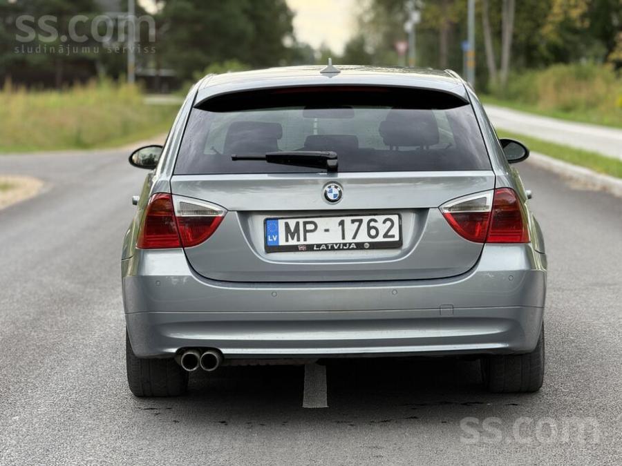 Grey BMW 330 2006 in Jelgava, with an engine capacity of 3.00 L and mileage of 355 thousand km for 4150 €, photo 9 on AUTOMOTO.COM.LV