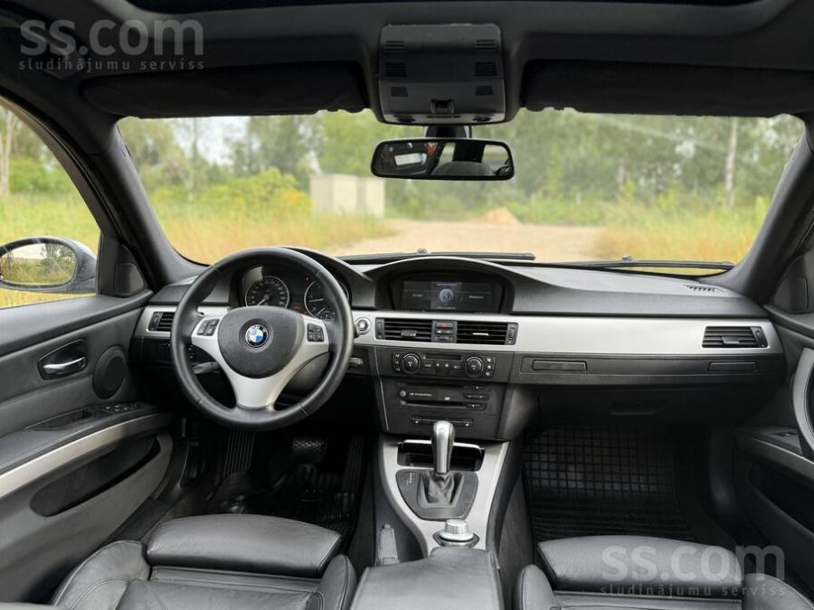 Grey BMW 330 2006 in Jelgava, with an engine capacity of 3.00 L and mileage of 355 thousand km for 4150 €, photo 10 on AUTOMOTO.COM.LV