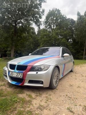 Pelēks BMW 330 2006 Jelgava, ar dzinēja tilpumu 3.00 L un nobraukumu 437 tūkst. km par 4500 €, foto  vietnē AUTOMOTO.COM.LV