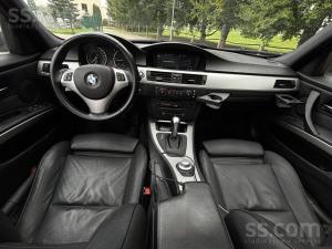 Grey BMW 330 2006 in Tukums, with an engine capacity of 3.00 L and mileage of 347 thousand km for 3690 €, photo 6 on AUTOMOTO.COM.LV
