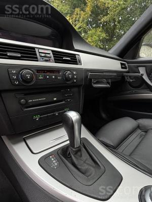 Grey BMW 330 2006 in Tukums, with an engine capacity of 3.00 L and mileage of 347 thousand km for 3690 €, photo 7 on AUTOMOTO.COM.LV