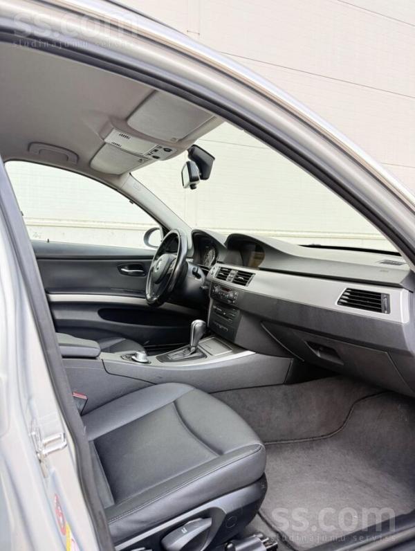 Pelēks BMW 330 2006 Rīga, ar dzinēja tilpumu 3.00 L un nobraukumu 323 tūkst. km par 3550 €, foto 5 vietnē AUTOMOTO.COM.LV