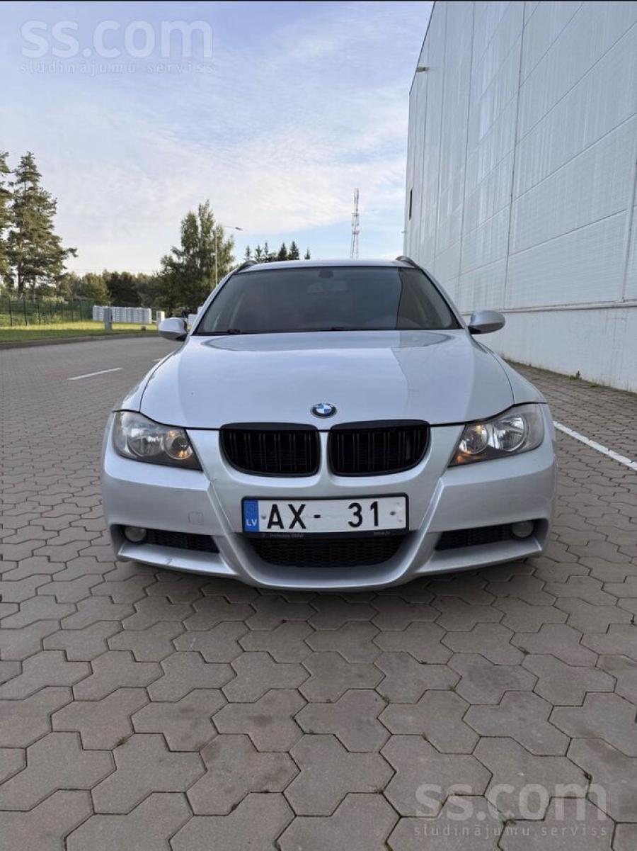 Grey BMW 330 2006 in Riga, with an engine capacity of 3.00 L and mileage of 323 thousand km for 3550 €, photo 8 on AUTOMOTO.COM.LV