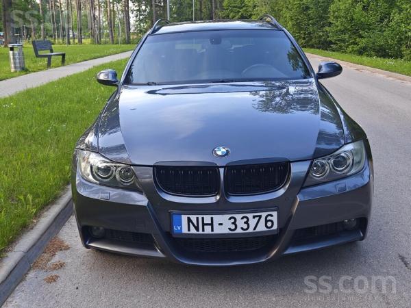 Pelēks BMW 330 2007 Ogre, ar dzinēja tilpumu 3.00 L un nobraukumu 260 tūkst. km par 3500 €, foto 2 vietnē AUTOMOTO.COM.LV