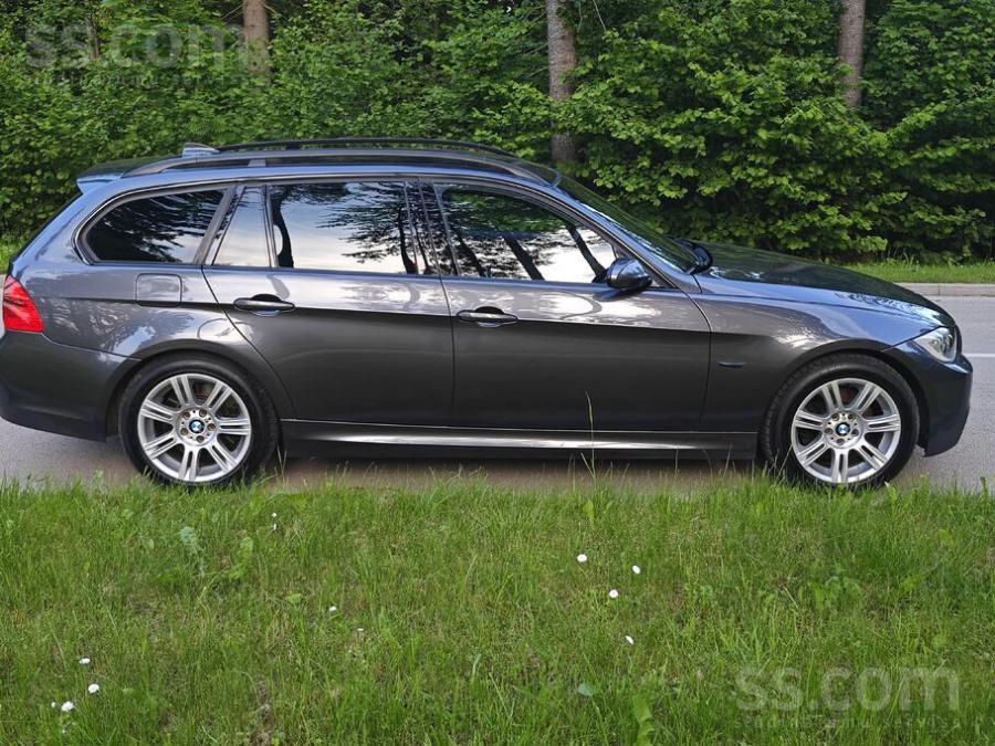 Pelēks BMW 330 2007 Ogre, ar dzinēja tilpumu 3.00 L un nobraukumu 260 tūkst. km par 3500 €, foto 4 vietnē AUTOMOTO.COM.LV