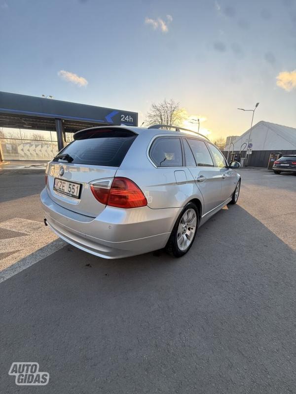 Pelēks BMW 330 2007 Klaipėda, ar dzinēja tilpumu 3.00 L un nobraukumu 429 tūkst. km par 3499 €, foto 5 vietnē AUTOMOTO.COM.LV