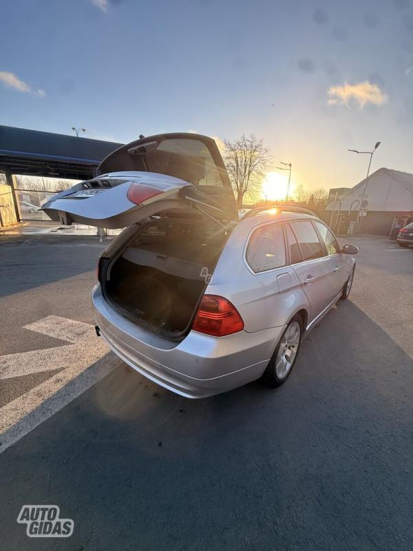Pelēks BMW 330 2007 Klaipėda, ar dzinēja tilpumu 3.00 L un nobraukumu 429 tūkst. km par 3499 €, foto 9 vietnē AUTOMOTO.COM.LV