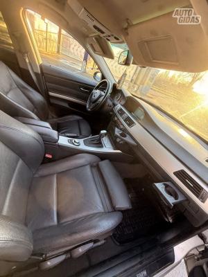 Grey BMW 330 2007 in Klaipeda, with an engine capacity of 3.00 L and mileage of 429 thousand km for 3499 €, photo 13 on AUTOMOTO.COM.LV