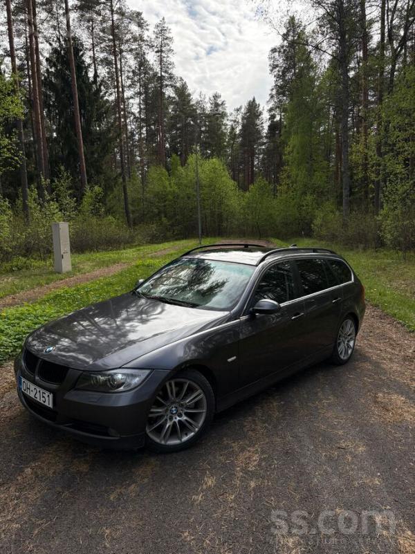 Grey BMW 330 2007 in Riga, with an engine capacity of 3.00 L and mileage of 346 thousand km for 4990 €, photo 1 on AUTOMOTO.COM.LV