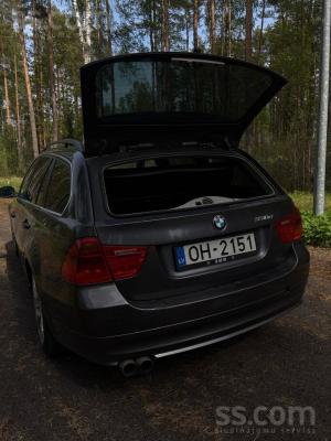 Grey BMW 330 2007 in Riga, with an engine capacity of 3.00 L and mileage of 346 thousand km for 4990 €, photo 6 on AUTOMOTO.COM.LV