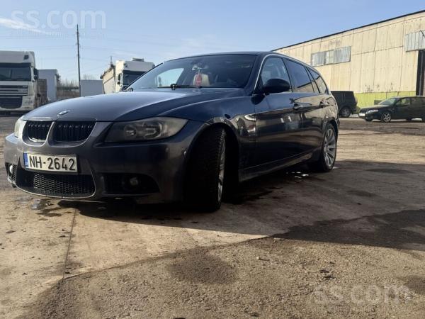 Grey BMW 330 2007 in Rezekne, with an engine capacity of 3.00 L and mileage of 368 thousand km for 2900 €, photo 2 on AUTOMOTO.COM.LV
