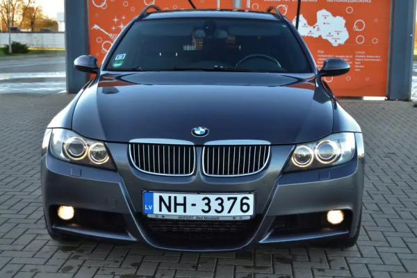 Pelēks BMW 330 2007 Jēkabpils, ar dzinēja tilpumu 3.00 L un nobraukumu 228 tūkst. km par 6900 €, foto 4 vietnē AUTOMOTO.COM.LV