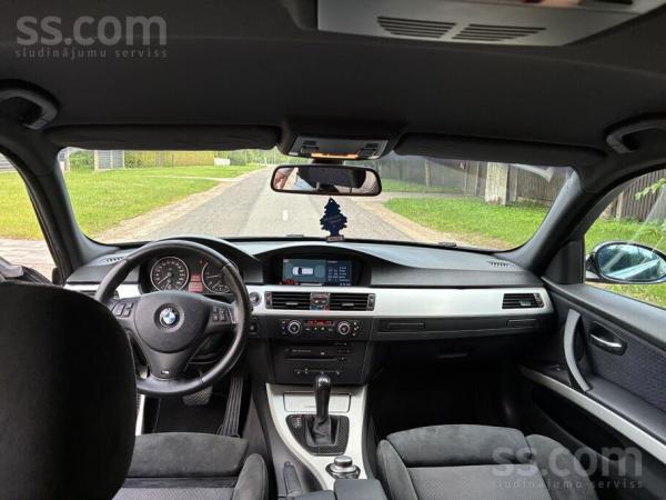 Grey BMW 330 2007 in Riga, with an engine capacity of 3.00 L and mileage of 278 thousand km for 5150 €, photo 9 on AUTOMOTO.COM.LV