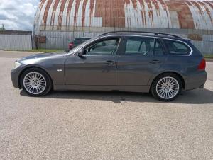 Pelēks BMW 330 2007 Utena, ar dzinēja tilpumu 2.99 L un nobraukumu 286 tūkst. km par 3990 €, foto 3 vietnē AUTOMOTO.COM.LV