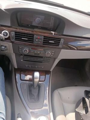 Pelēks BMW 330 2007 Utena, ar dzinēja tilpumu 2.99 L un nobraukumu 286 tūkst. km par 3990 €, foto 12 vietnē AUTOMOTO.COM.LV