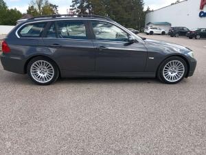 Pelēks BMW 330 2007 Utena, ar dzinēja tilpumu 2.99 L un nobraukumu 286 tūkst. km par 3990 €, foto 19 vietnē AUTOMOTO.COM.LV