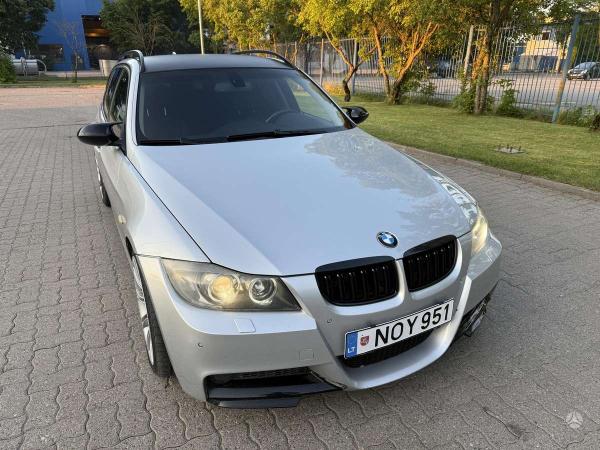 Grey BMW 330 2007 in Alytus, with an engine capacity of 2.99 L and mileage of 373 thousand km for 3950 €, photo 2 on AUTOMOTO.COM.LV