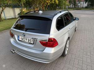 Grey BMW 330 2007 in Alytus, with an engine capacity of 2.99 L and mileage of 373 thousand km for 3950 €, photo 5 on AUTOMOTO.COM.LV