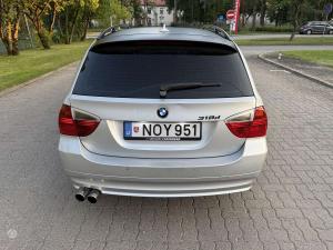 Grey BMW 330 2007 in Alytus, with an engine capacity of 2.99 L and mileage of 373 thousand km for 3950 €, photo 6 on AUTOMOTO.COM.LV