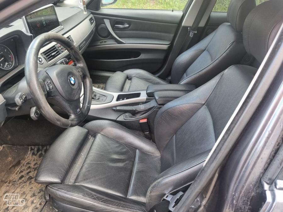 Grey BMW 330 2007 in Kaunas, with an engine capacity of 3.00 L and mileage of 320 thousand km for 3000 €, photo 7 on AUTOMOTO.COM.LV
