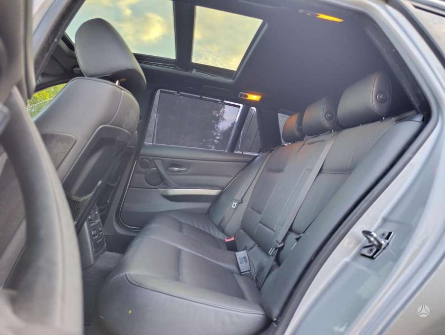 Grey BMW 330 2007 in Vilnius, with an engine capacity of 3.00 L and mileage of 351 thousand km for 3900 €, photo 27 on AUTOMOTO.COM.LV