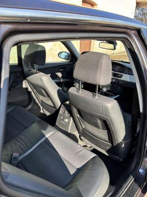 Grey BMW 330 2007 in Vilnius, with an engine capacity of 2.99 L and mileage of 272 thousand km for 4900 €, photo 15 on AUTOMOTO.COM.LV