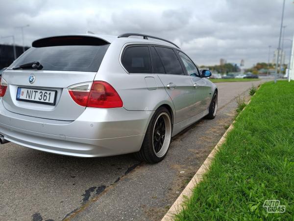 Grey BMW 330 2007 in Vilnius, with an engine capacity of 3.00 L and mileage of 339 thousand km for 4400 €, photo 5 on AUTOMOTO.COM.LV