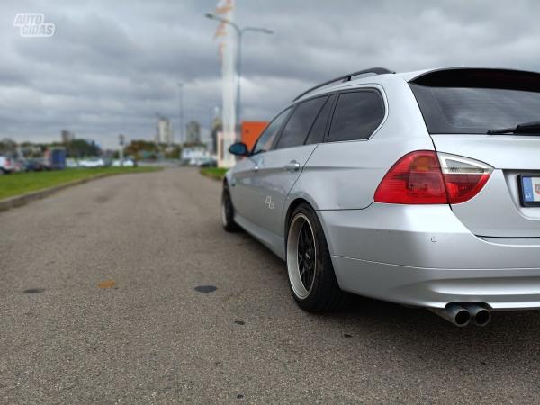 Grey BMW 330 2007 in Vilnius, with an engine capacity of 3.00 L and mileage of 339 thousand km for 4400 €, photo 6 on AUTOMOTO.COM.LV