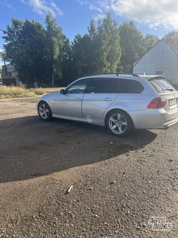 Pelēks BMW 330 2007 Kelmė, ar dzinēja tilpumu 3.00 L un nobraukumu 380 tūkst. km par 3300 €, foto 7 vietnē AUTOMOTO.COM.LV