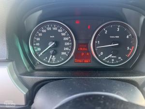 Pelēks BMW 330 2007 Kelmė, ar dzinēja tilpumu 3.00 L un nobraukumu 380 tūkst. km par 3300 €, foto 12 vietnē AUTOMOTO.COM.LV