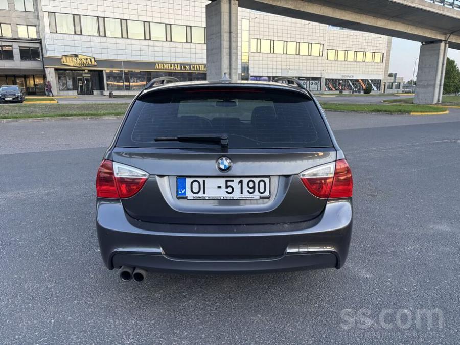 Grey BMW 330 2008 in Riga, with an engine capacity of 3.00 L and mileage of 325 thousand km for 4200 €, photo 4 on AUTOMOTO.COM.LV