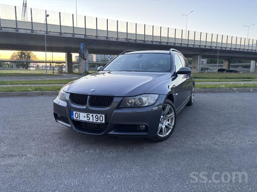 Grey BMW 330 2008 in Riga, with an engine capacity of 3.00 L and mileage of 325 thousand km for 4200 €, photo 7 on AUTOMOTO.COM.LV