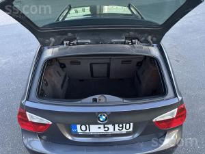 Grey BMW 330 2008 in Riga, with an engine capacity of 3.00 L and mileage of 325 thousand km for 4200 €, photo 10 on AUTOMOTO.COM.LV