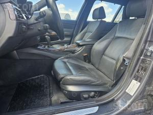 Pelēks BMW 330 2008 Rēzekne, ar dzinēja tilpumu 3.00 L un nobraukumu 360 tūkst. km par 4500 €, foto 7 vietnē AUTOMOTO.COM.LV