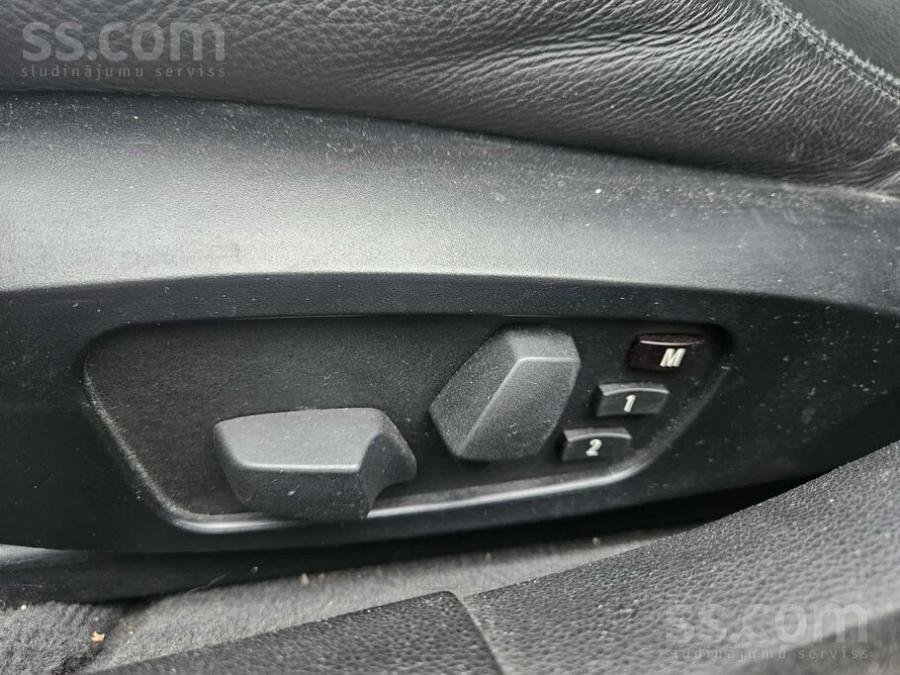 Pelēks BMW 330 2008 Rēzekne, ar dzinēja tilpumu 3.00 L un nobraukumu 360 tūkst. km par 4500 €, foto 13 vietnē AUTOMOTO.COM.LV