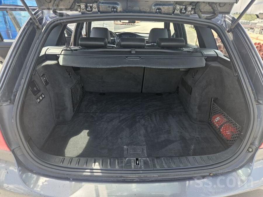 Pelēks BMW 330 2008 Rēzekne, ar dzinēja tilpumu 3.00 L un nobraukumu 360 tūkst. km par 4500 €, foto 17 vietnē AUTOMOTO.COM.LV